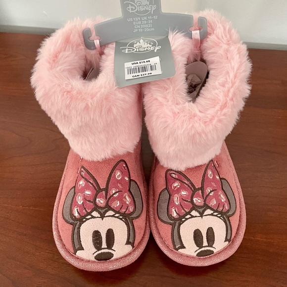 Disney | Shoes | Disney Minnie Mouse Furry Boot Slippers | Poshmark